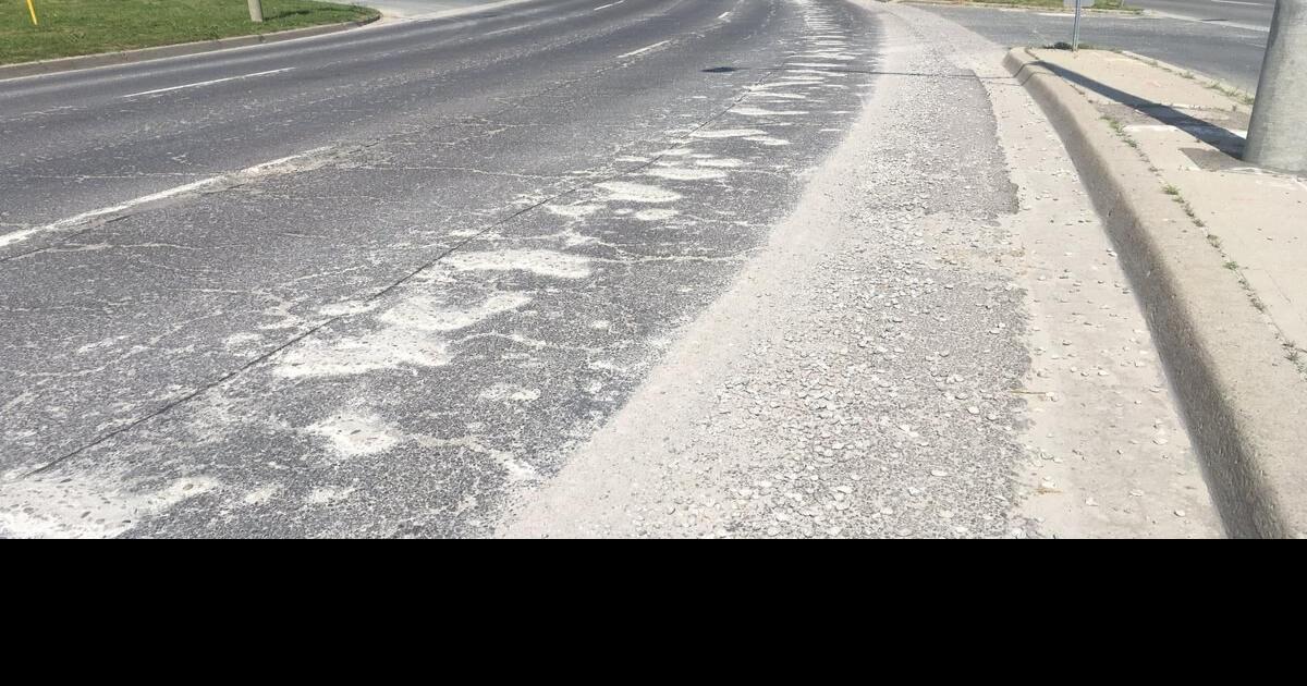 Mixer truck spills cement down long stretch of Lake Shore Blvd.