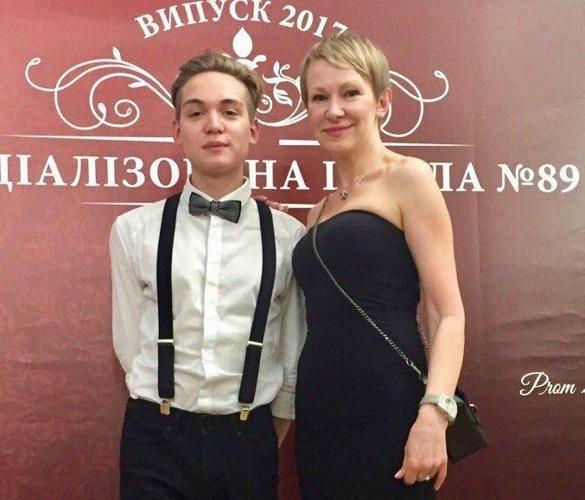 Gravely ill teen battling cancer — and bureaucracy