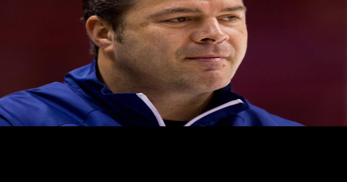 Canucks coach Vigneault named finalist for Jack Adams Trophy