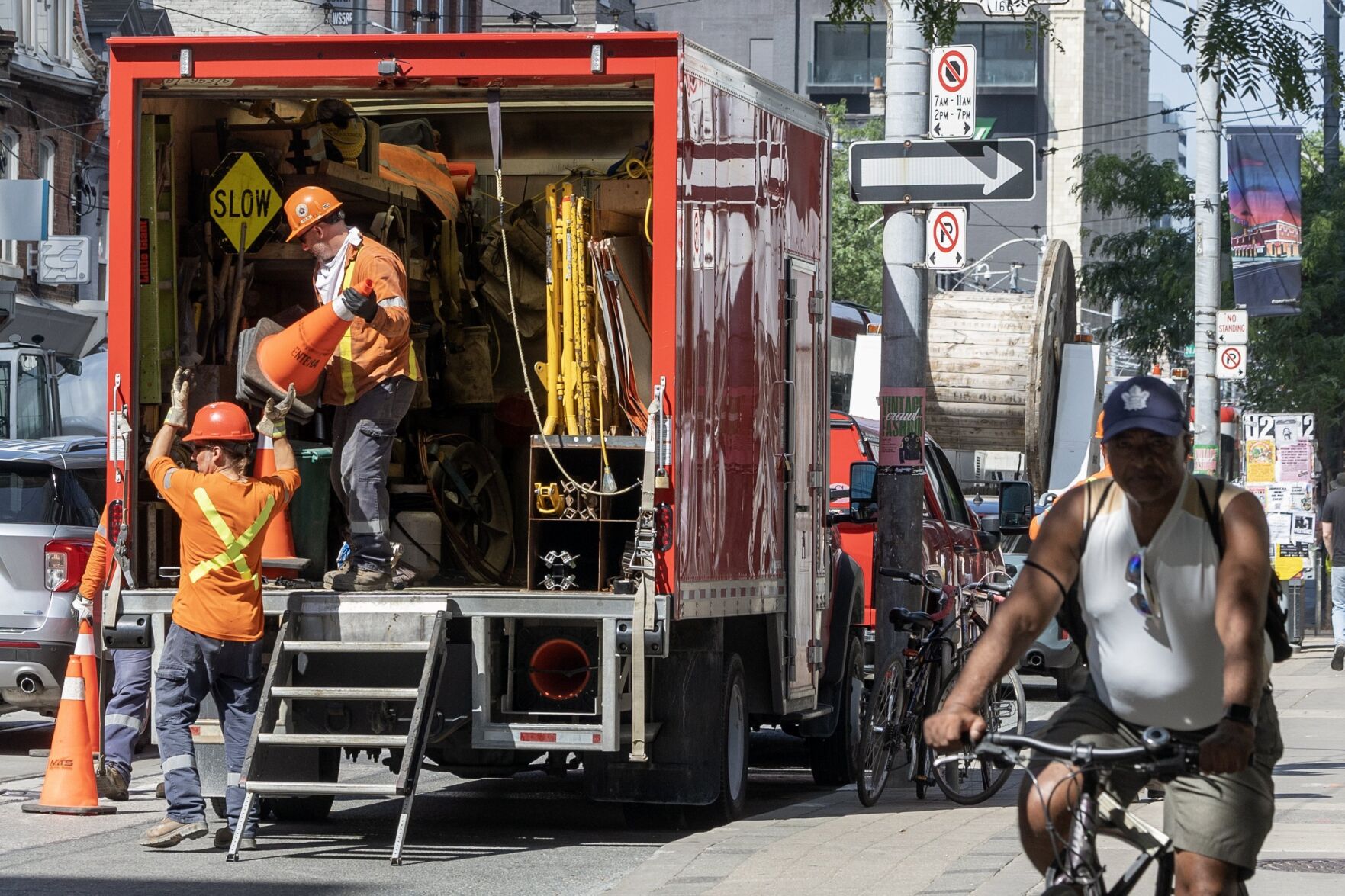 Heat warning: Toronto sets record for hottest June 23