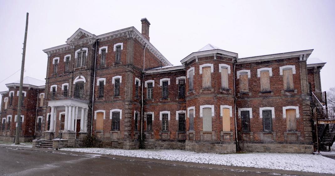 Mohawk College still wants provincially-owned brow lands