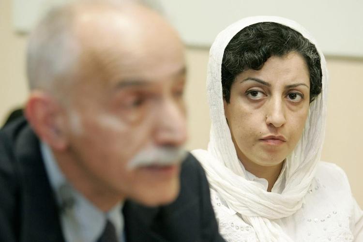 Jailed Iranian activist Narges Mohammadi wins the Nobel Peace Prize for ...