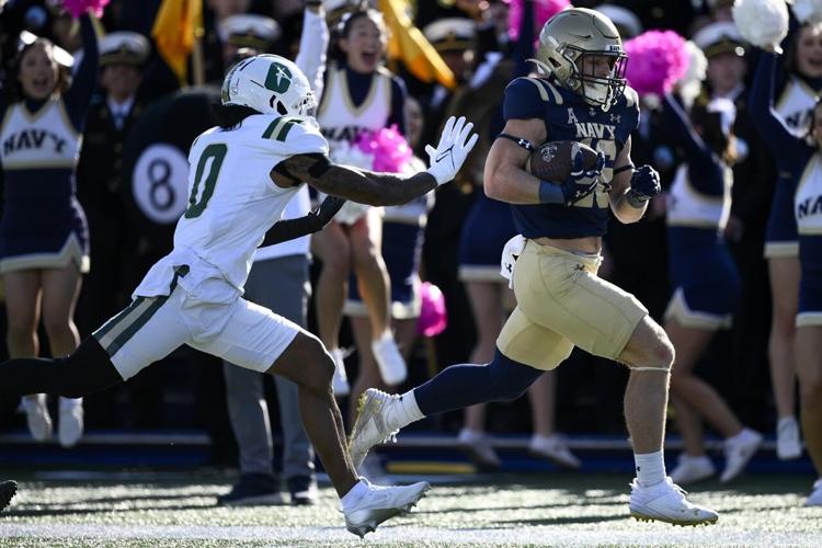 Peele returns 2 interceptions for TDs, No. 25 Navy overpowers Charlotte ...