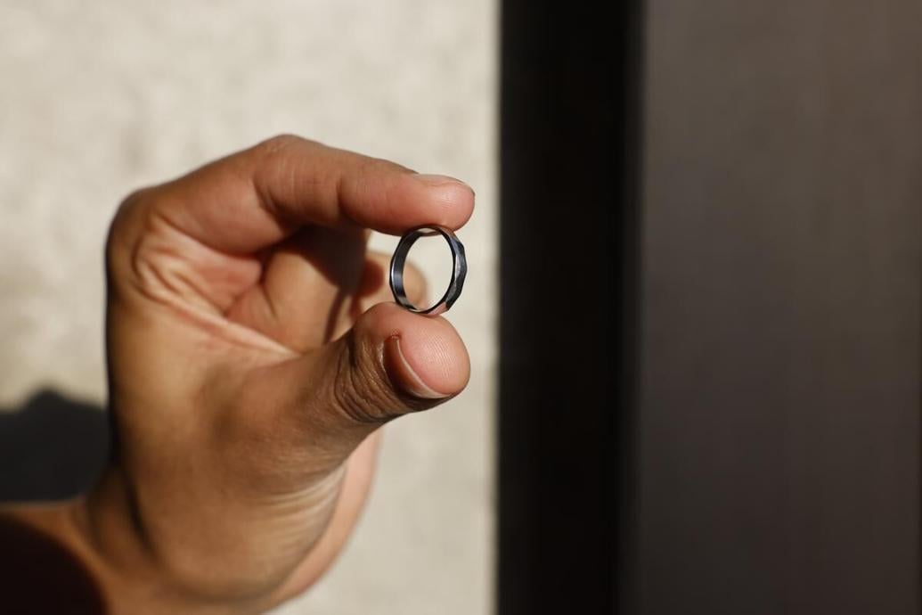 Why Canadian engineers are sparring over iron ring ritual