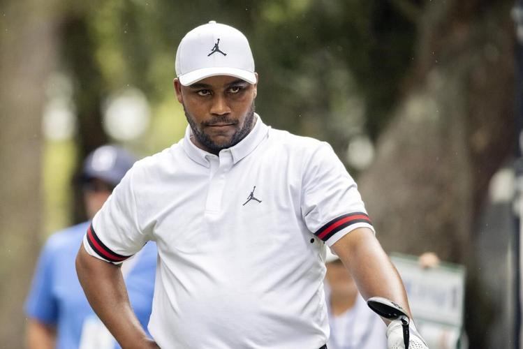 Harold Varner III shoots 63 to take RBC Heritage lead