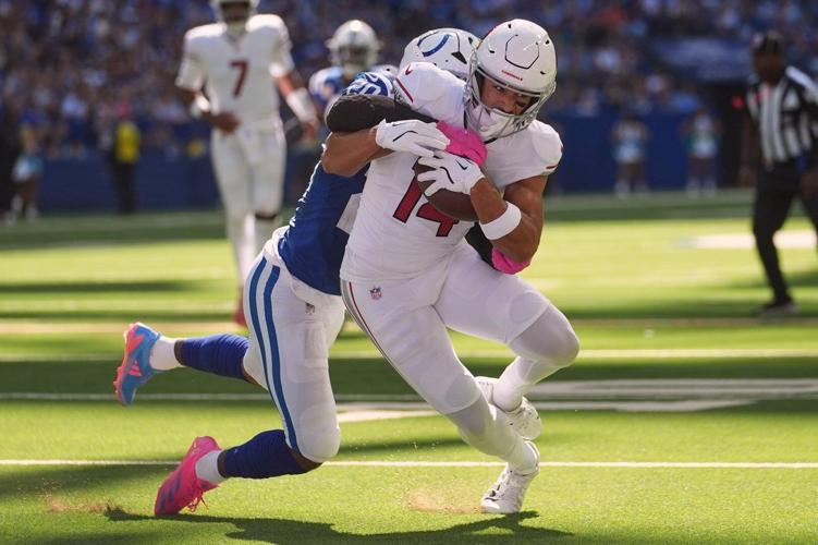 Daniel Jones throws for 2 touchdowns as the Colts rally past the ...