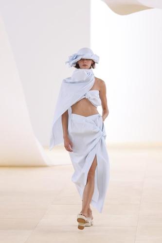 Loewe showcases high-waisted silhouettes in surrealistic Paris fashion ...