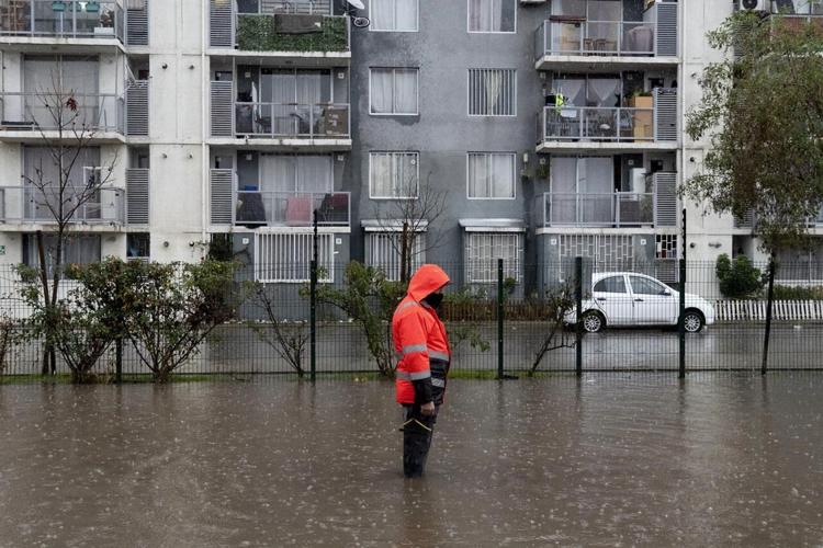 Storms in Chile damage homes, flood roads and leave at least 1 person dead