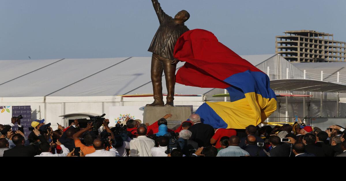 Furious Venezuelan protesters now targeting Hugo Chavez statues, hometowns
