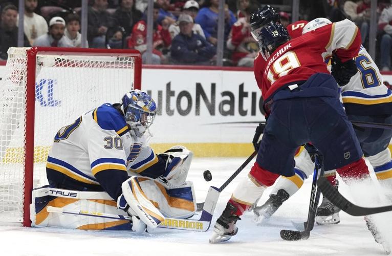 Barkov scores power-play goal late in OT, Panthers beat Blues 2-1