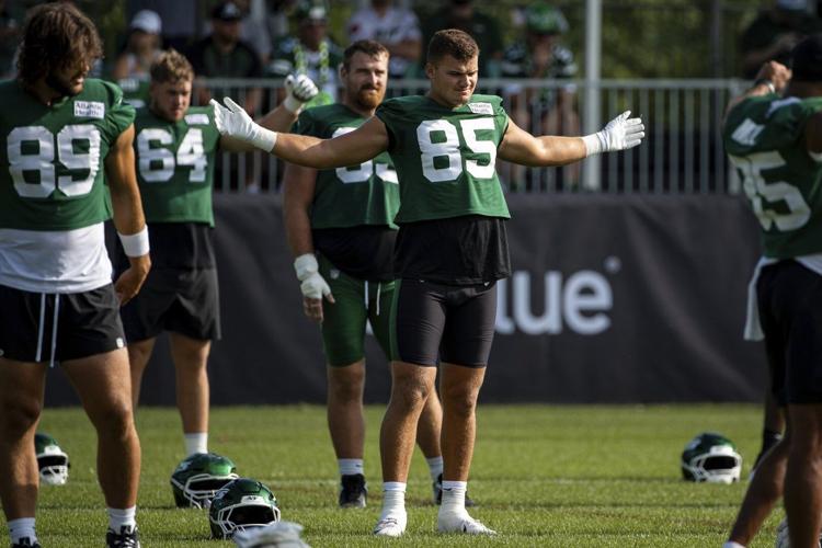 Rookie tight end Mason Taylor, son of Hall of Fame pass rusher, shining ...