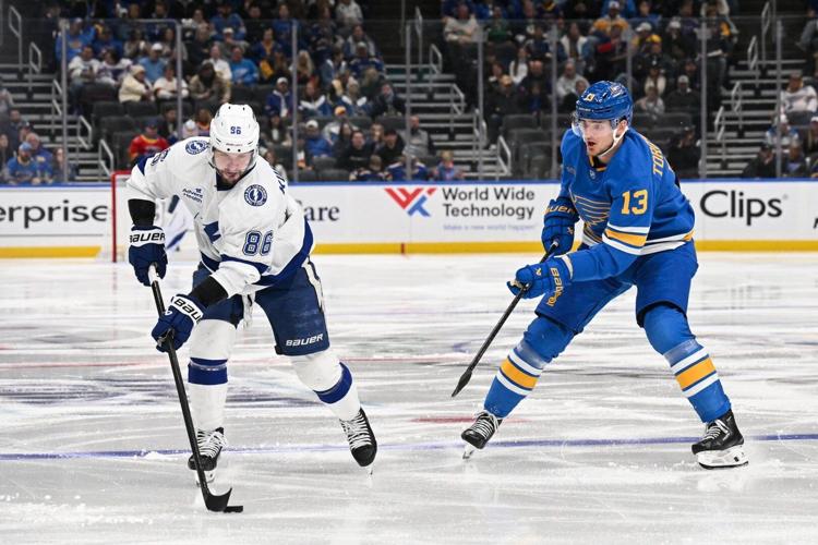 Kyrou scores in shootout as Blues end Lightning's 11-game win streak