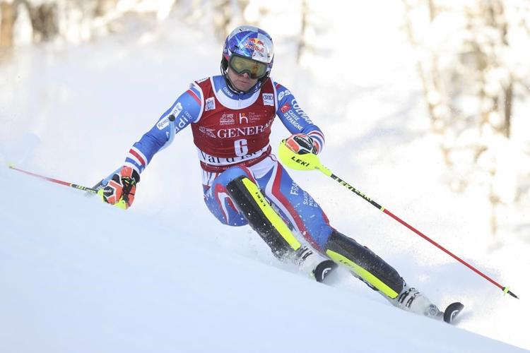 French skier Noël opens slalom season with dominating win