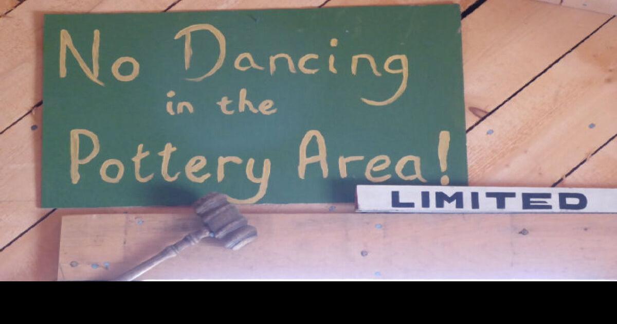 Five Canadian signs to make you laugh