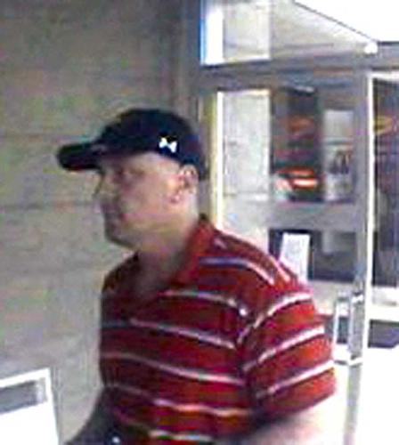 Police release photo of suspect in Vaughan bank robbery