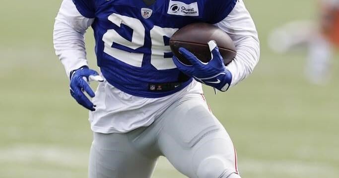 Judge says Barkley must have contact to play in opener