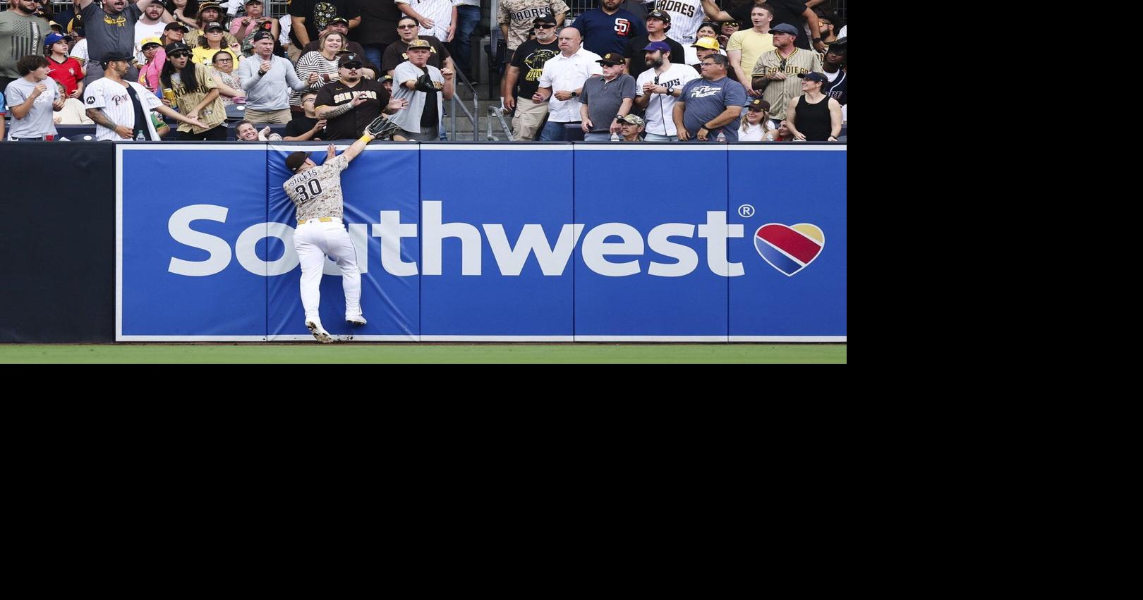 Padres left fielder Gavin Sheets leaves game after colliding face-first with padded wall