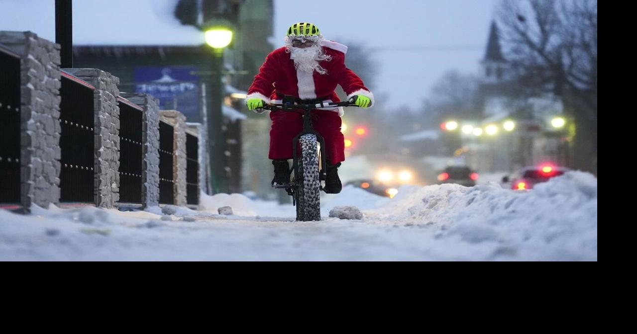 Power outages have thousands shivering on Christmas Day as stormy ...