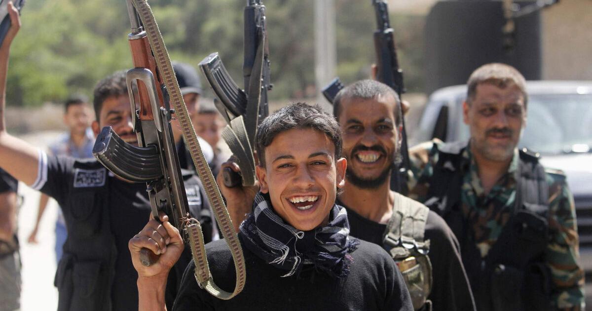 Islamists auction off cars to buy Syrian rebels heat-seeking missiles