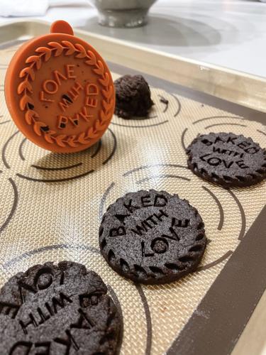 Homemade Oreos recipe for the holidays