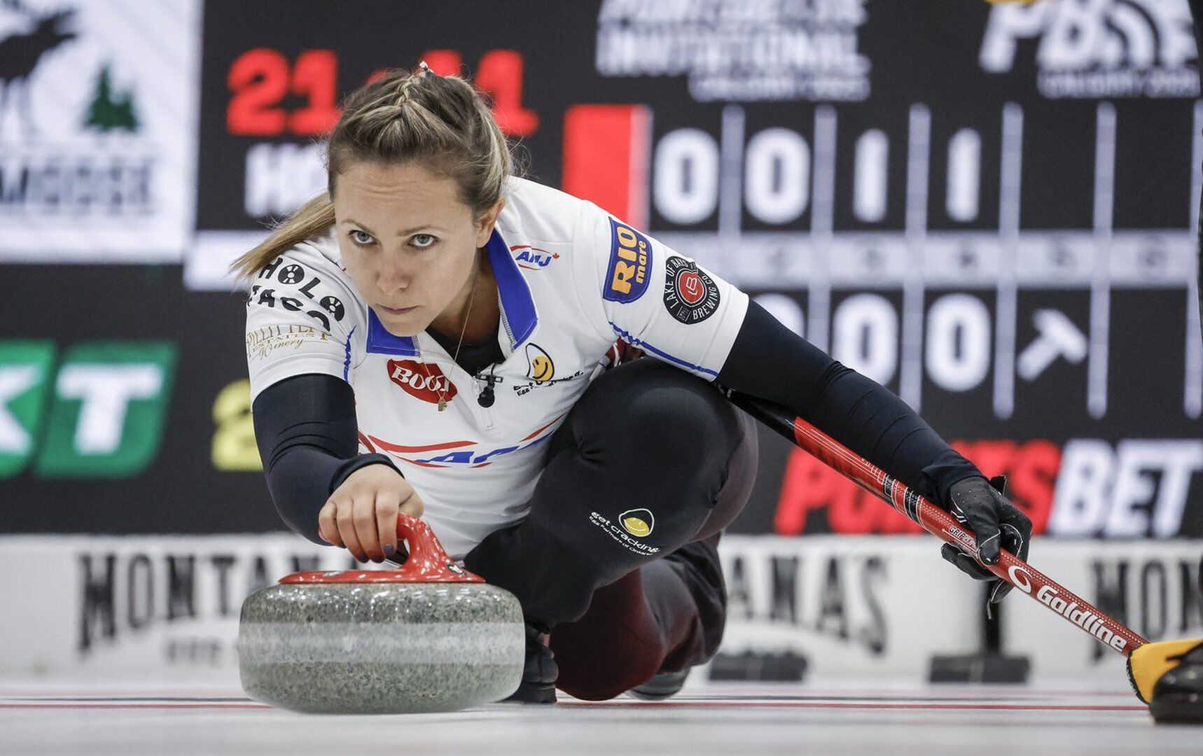 Favourites Homan, Einarson open Canadian Olympic curling trials with ...