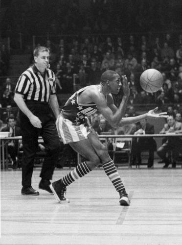 How Meadowlark Lemon, legendary Harlem Globetrotter, helped break ...