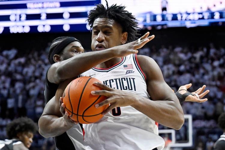 No. 2 UConn improves to 10-0 in Big East after topping Providence ...