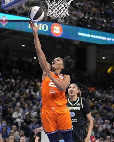 Alyssa Thomas scores 10 of her 20 points in the fourth quarter and the ...