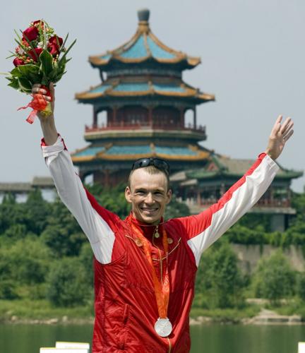 Simon Whitfield, Olympic gold medallist, retires after decorated ...