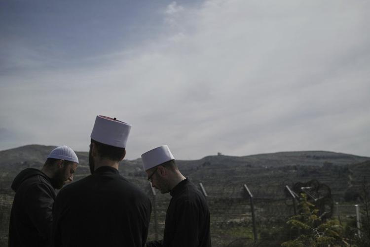 Dozens of Syrian Druze make a rare visit to Israeli-controlled Golan ...