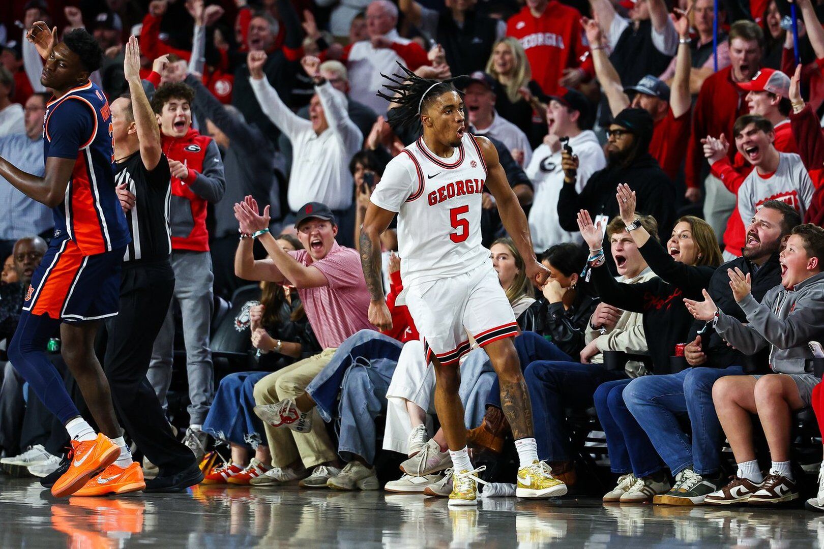 No. 23 Georgia's high-scoring offense enjoys strong start in SEC opener ...