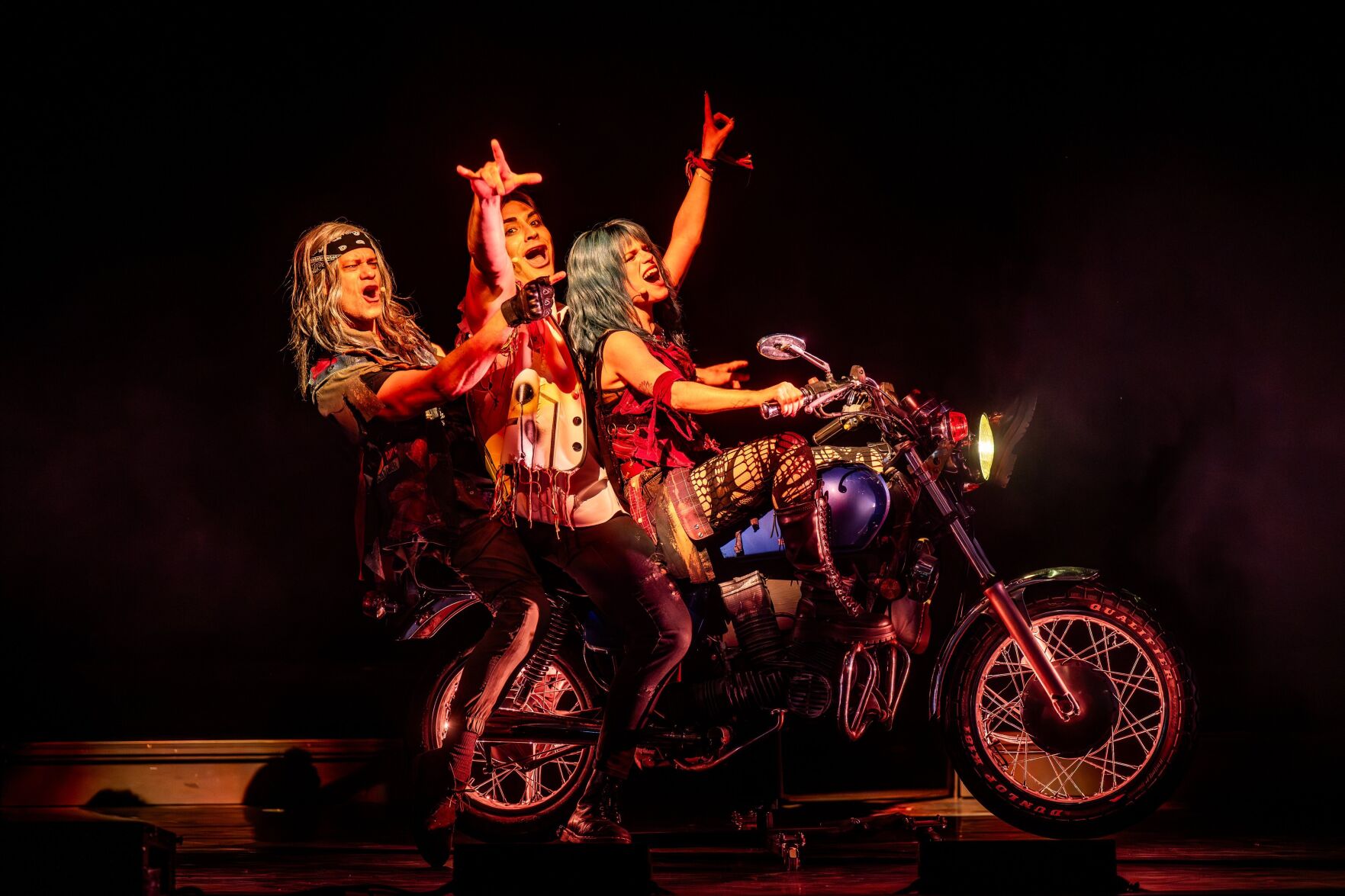 Review: ‘We Will Rock You’ at Mirvish is a zero-star dud