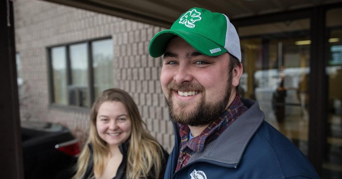 This 24-year-old is one of Canada’s youngest livestock auctioneering ...