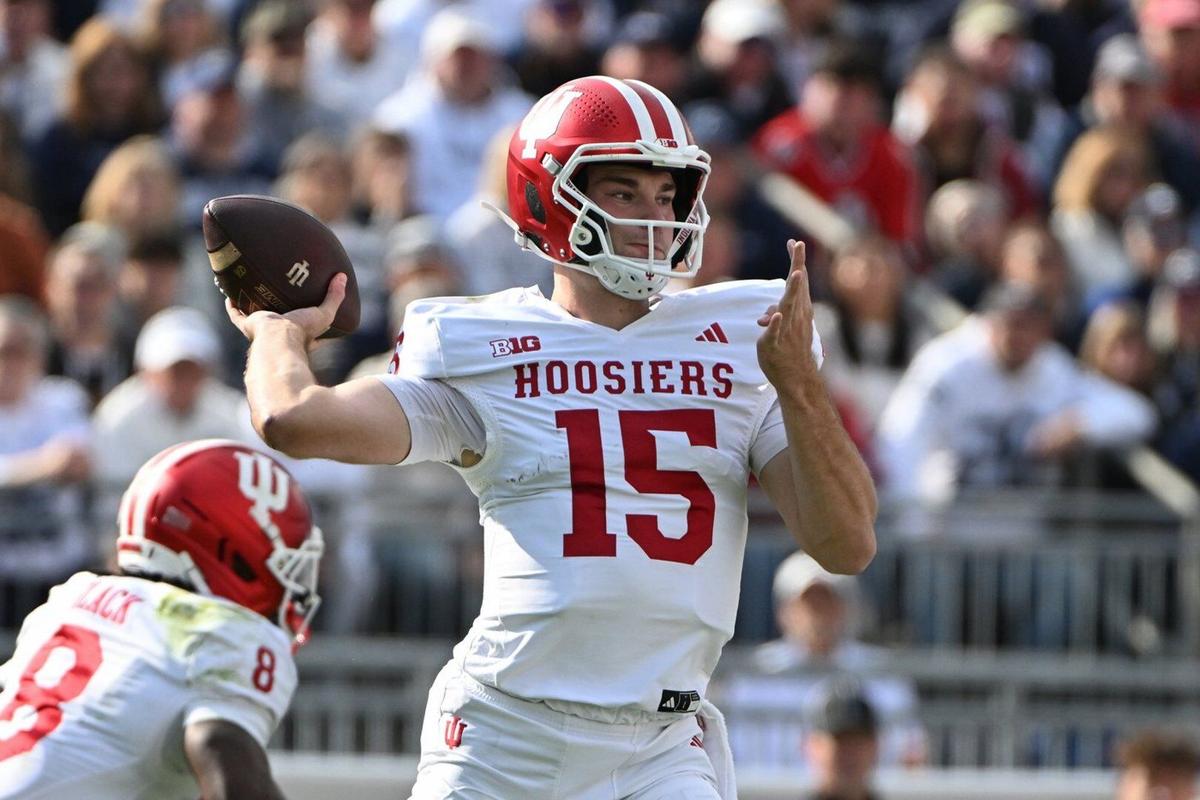 No. 1 Indiana gives offensive coordinator Mike Shanahan a 3-year ...