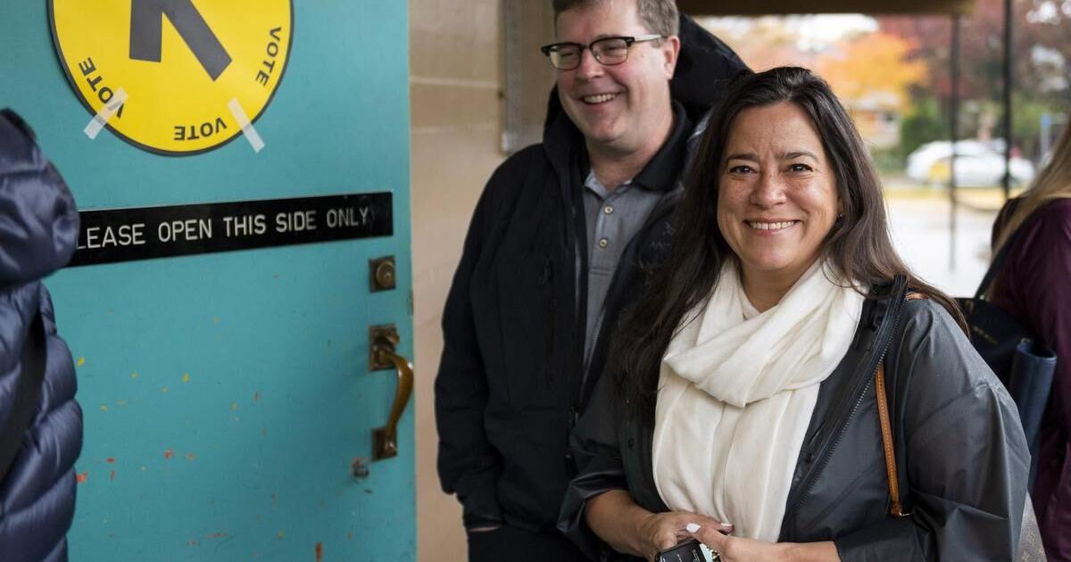 Jody Wilson-Raybould wins tight race in Vancouver Granville