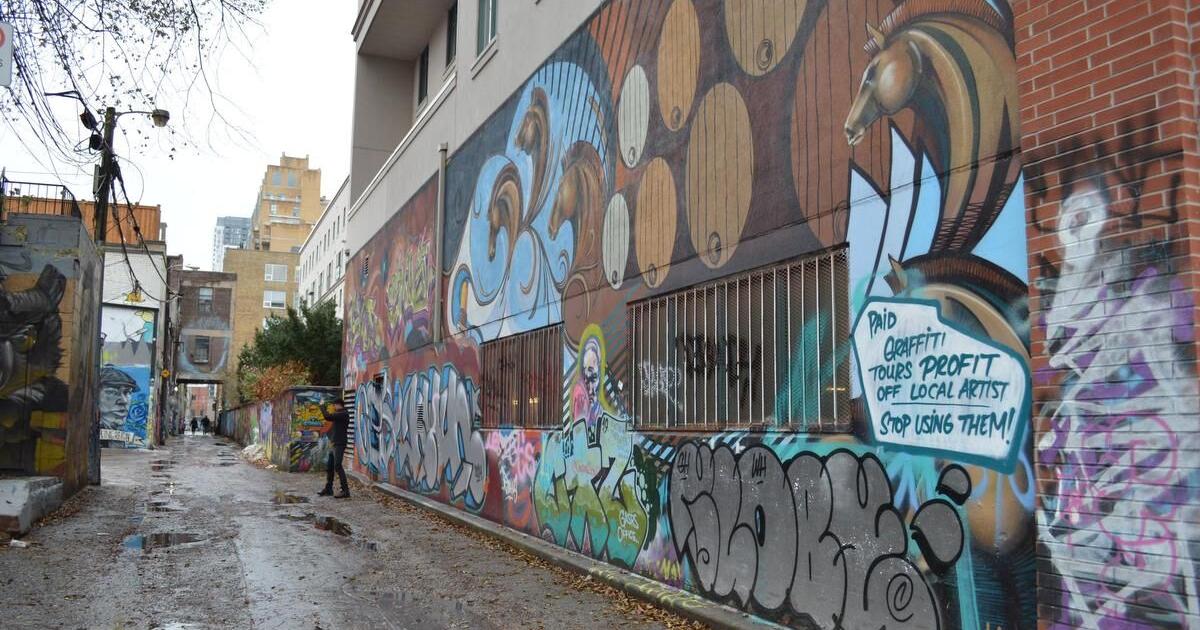 Should ‘Graffiti Alley’ artists be paid?
