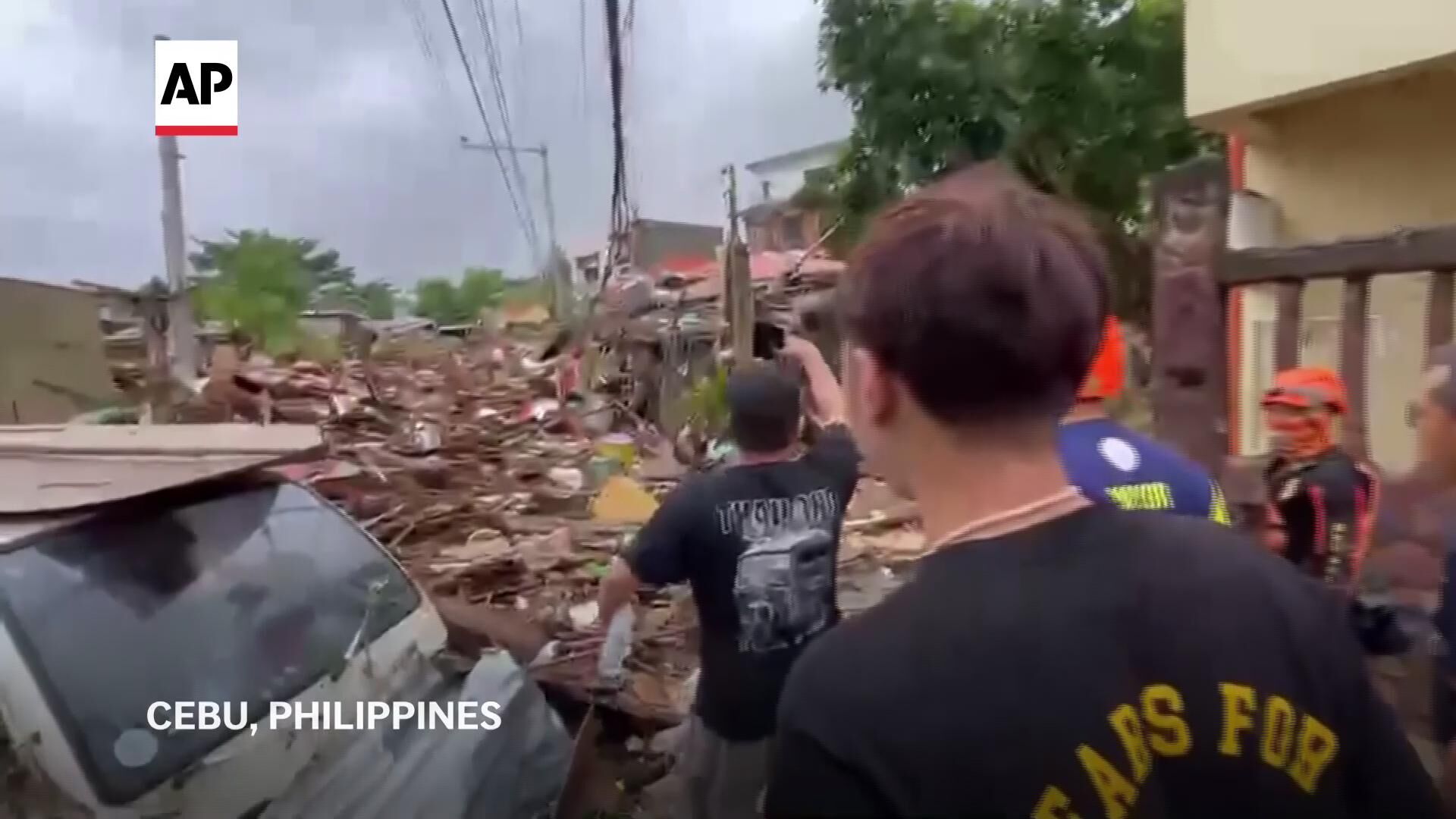 Photos show the impact of Typhoon Kalmaegi on the Philippines