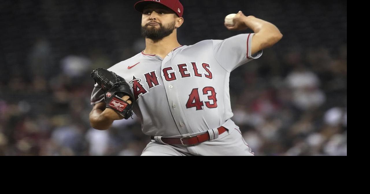 Angels roll to 10-3 win, send D-backs to 10th straight loss