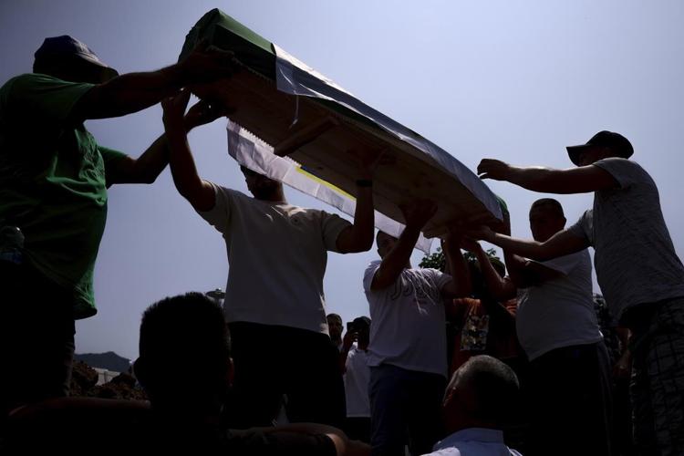 In Srebrenica, thousands gather to remember the 1995 massacre and bury ...