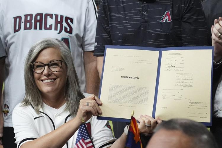Diamondbacks to remain at Chase Field for 30 years after approval of ...