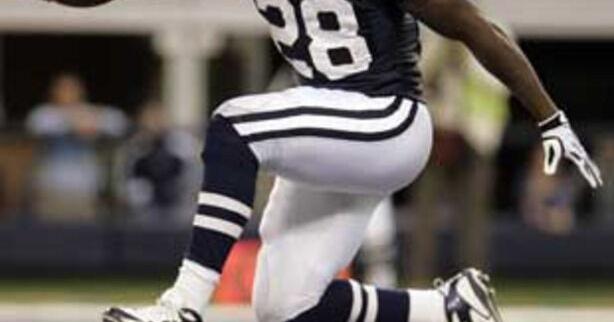 Romo, Austin send Cowboys past Raiders 24-7