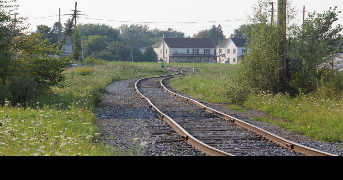 Is Tom Harding a villain or victim?