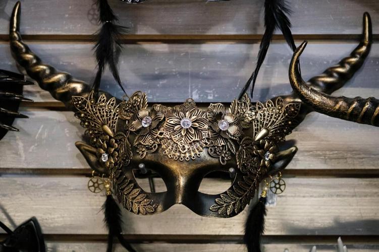 Goth and rave fans flock to Borderline Plus