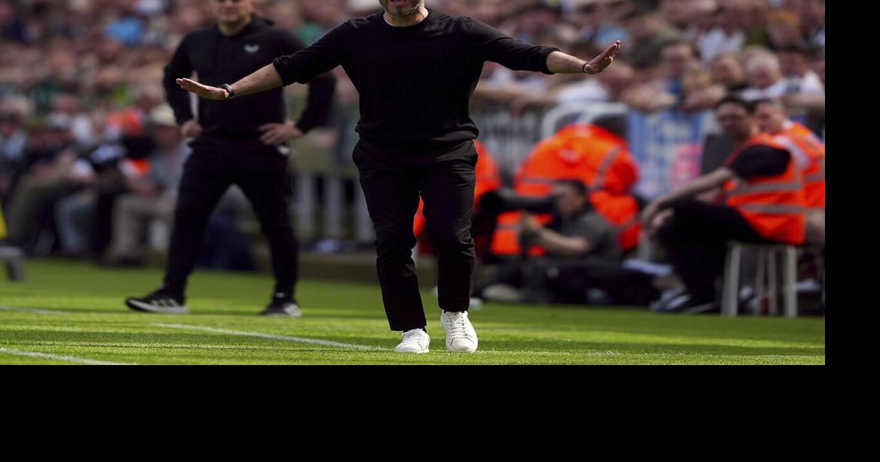 Brighton manager Roberto De Zerbi leaving the club after United game