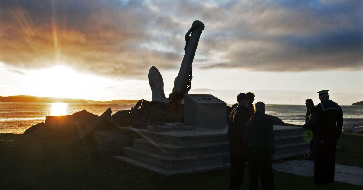 Survivors of HMCS Kootenay explosion remember shipmates who died in ...