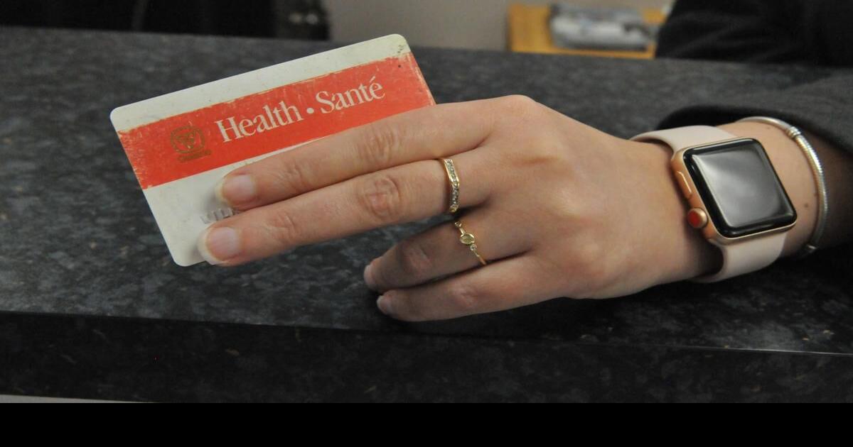 Ontario sets official end date of July 1 for red-and-white health cards