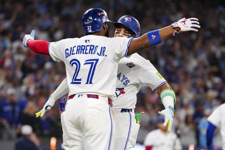 Blue Jays extend qualifying offer to star infielder Bo Bichette