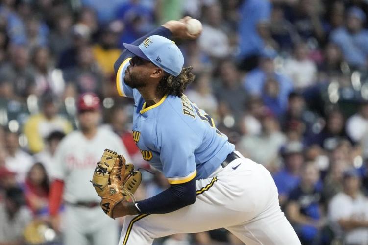 Alec Bohm commits 2-out error, Brewers rally in 8th to beat Phillies 7-5