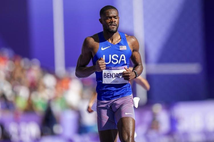 Karsten Warholm, Rai Benjamin and Alison dos Santos all advance in 400 ...