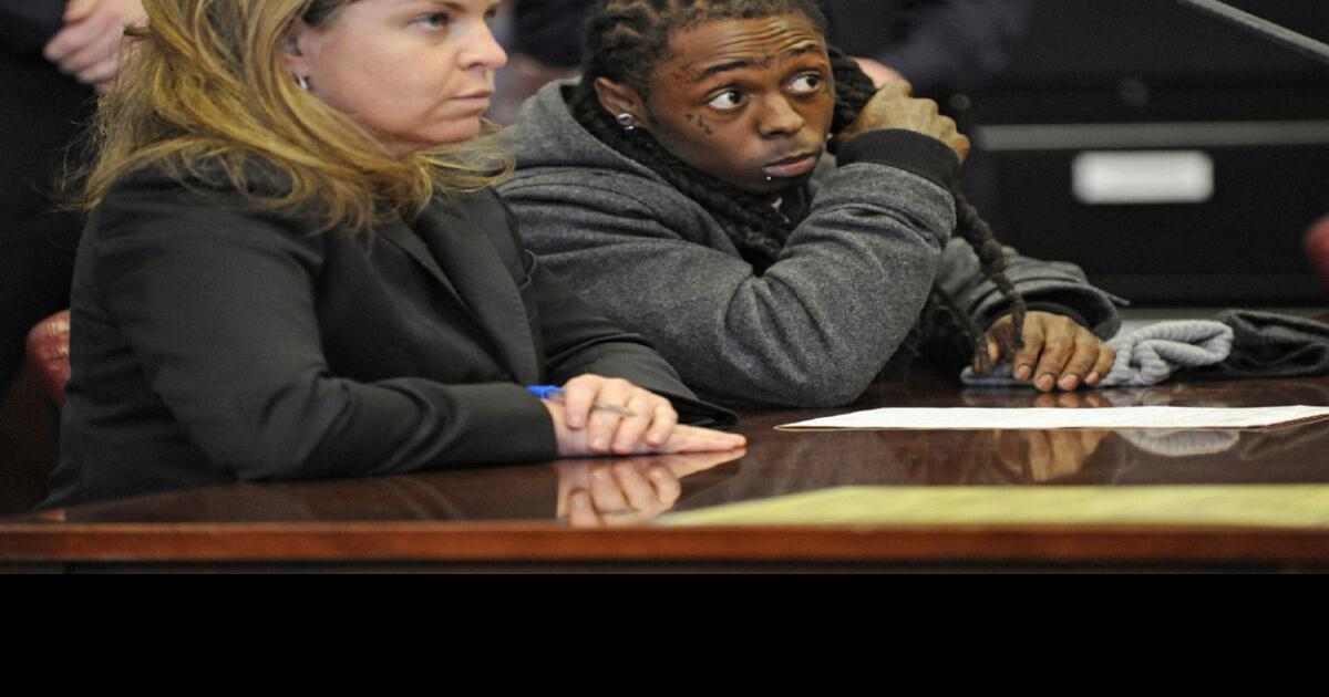 Lil Wayne writing prison memoir